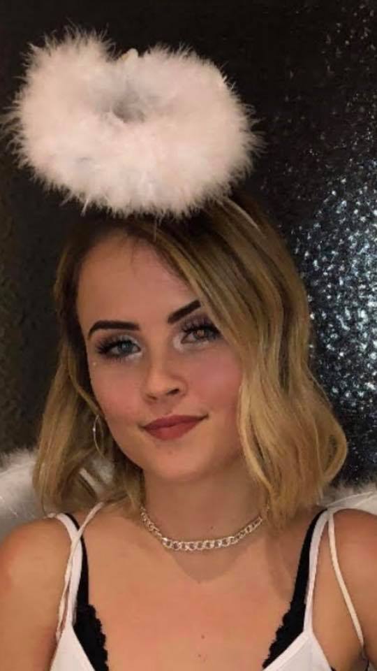 How to book with Courtney Beauty - Courtney Beauty